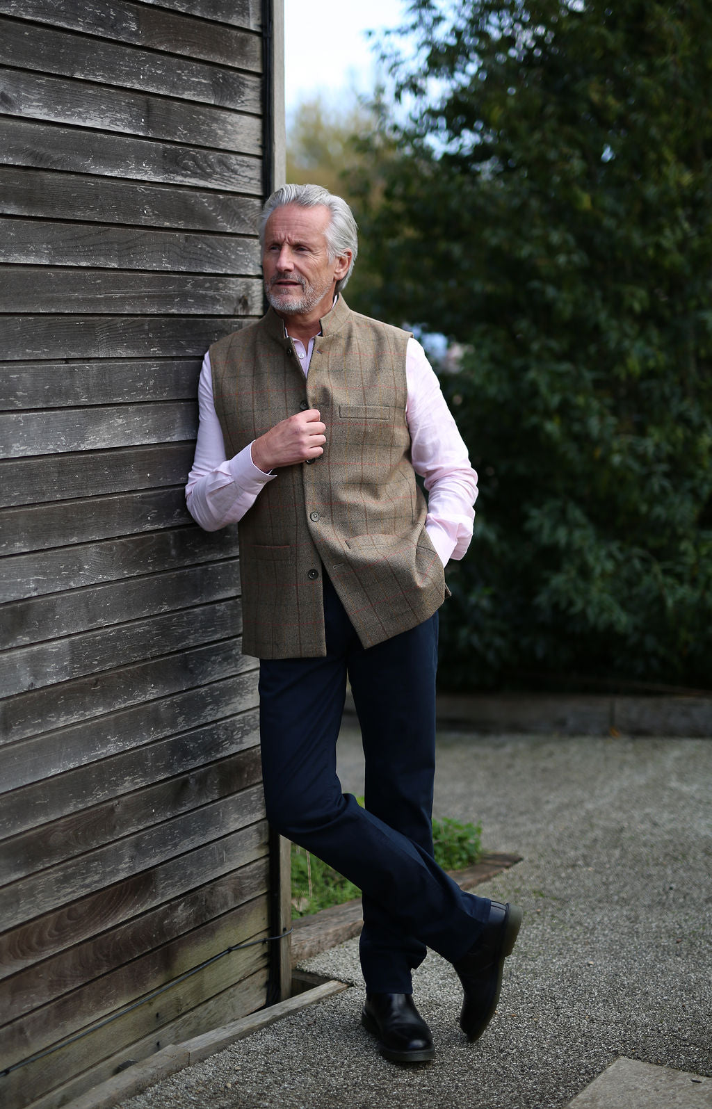 ISAAC Men's Fine Tweed Nehru Gilet - Chestnut Herringbone | JAX